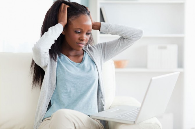 7 Signs to Beware of Financial Aid Scams and Tricks Online